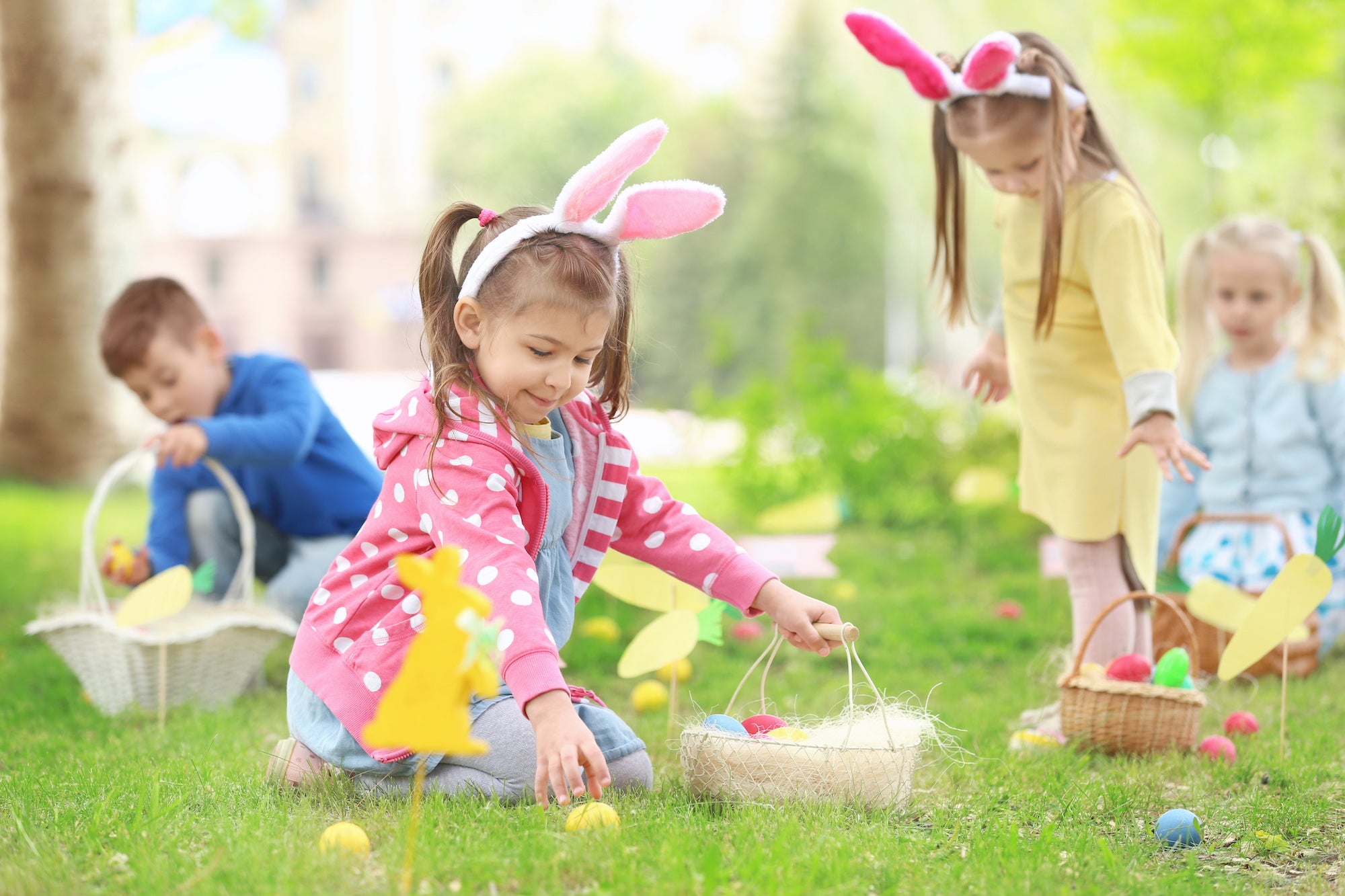 6 Tips That Make Hiding Easter Eggs Easier on Your Back – Chirp™